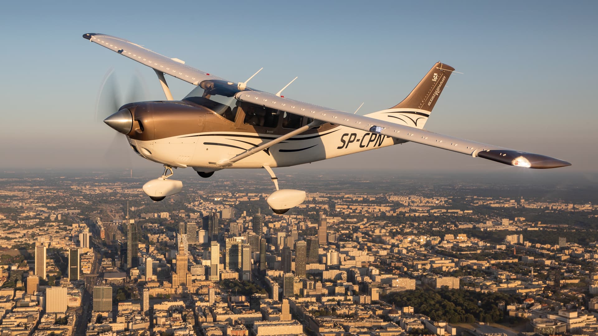 Cessna 206 STOL - Foto Poork